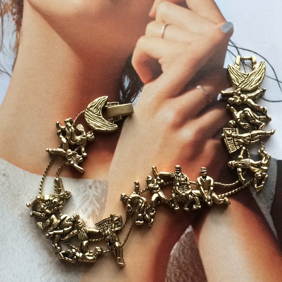 Tofa | Jewelry | Tofa Vintage Gold Tone Slider Bracelet | Poshmark